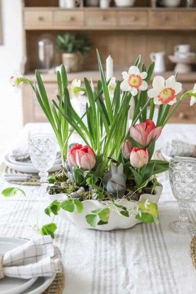 3 Spring Centerpiece Ideas - Rooms For Rent blog